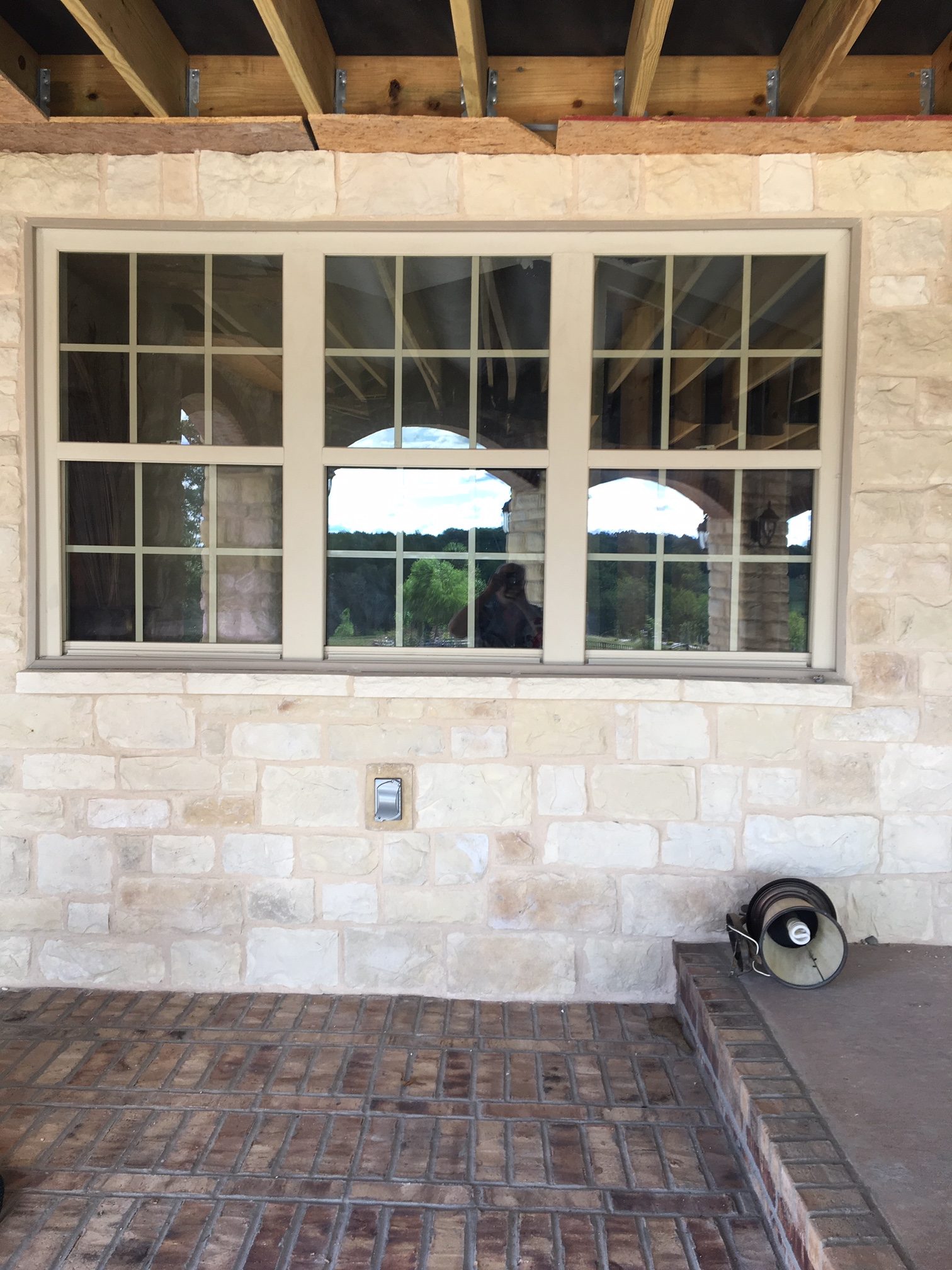 cut-limestone-in-texas-cream-1 – Southeast Cultured Stone